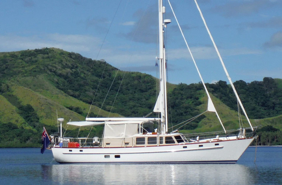 SAILING YACHT COMPADRE NOW FOR SALE