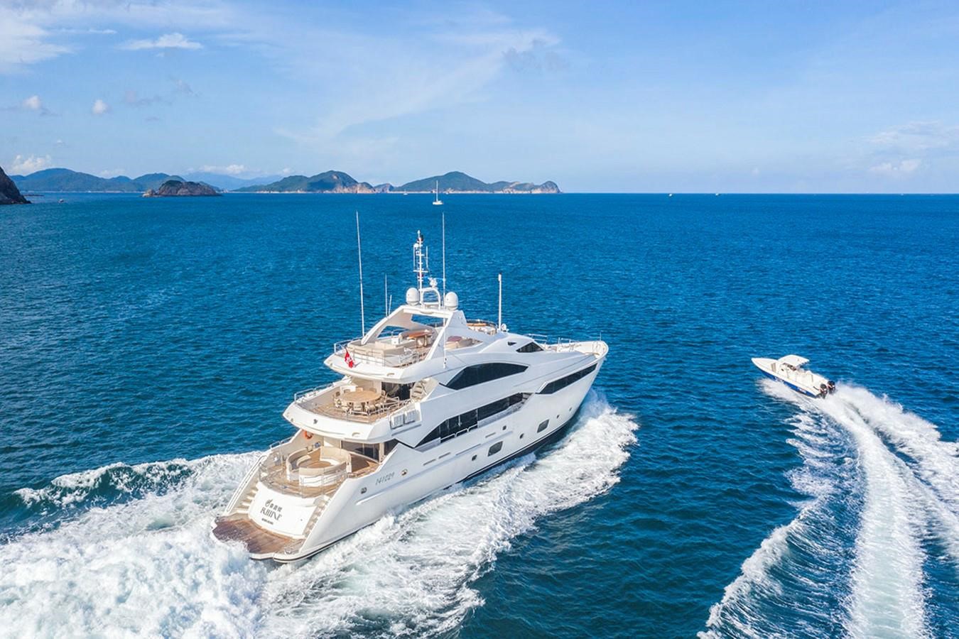 Best Tri-deck Yachts for Charter | Rent a tri-deck luxury crewed boat