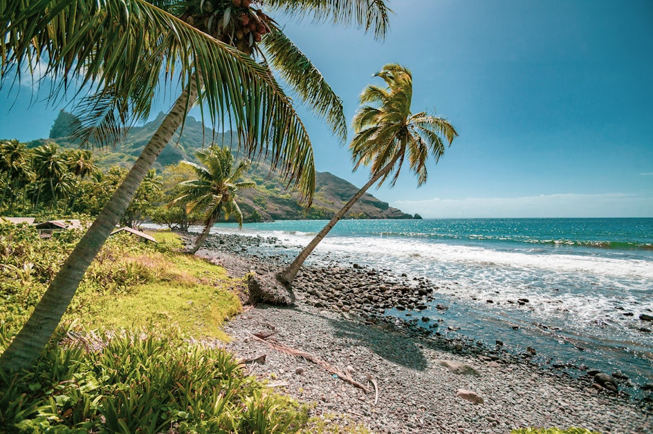 Luxury Yacht Charter Marquesas Islands | Crewed Superyachts Marquesas ...