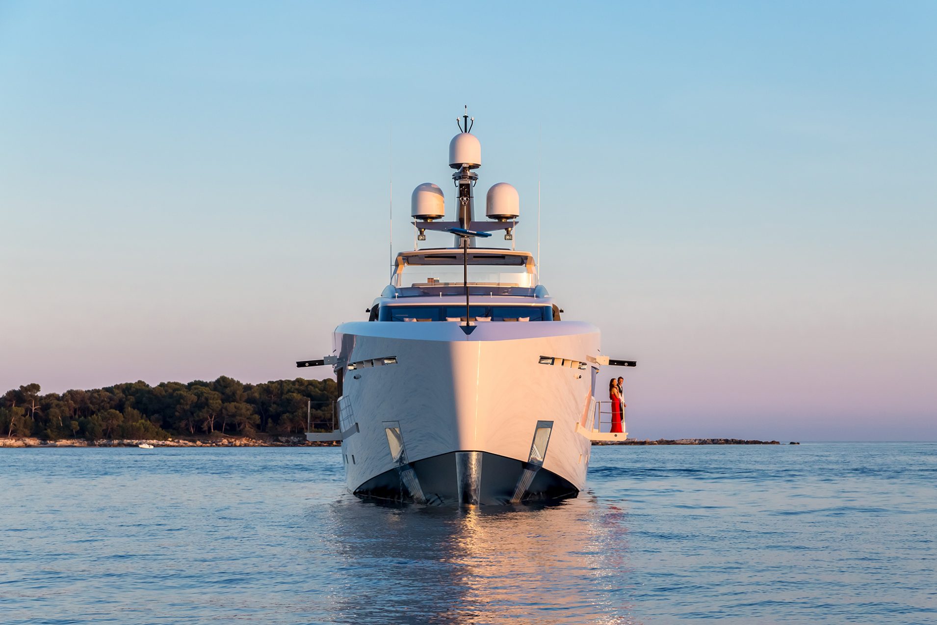 Yacht Charter Guide | How to Charter a Superyacht | N&J
